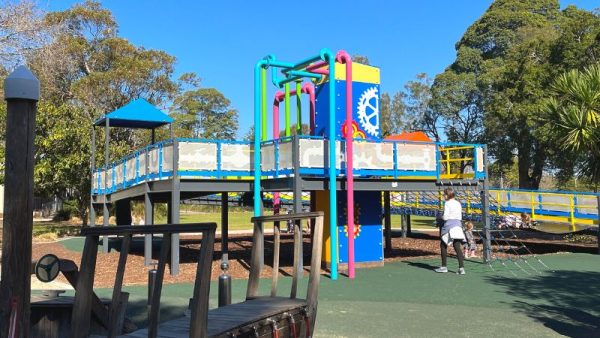 Speers Point playground, park | family fun | Lake Mac Family Life