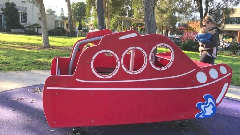 Warners Bay playground | swings & climbing | Lake Mac Family Life