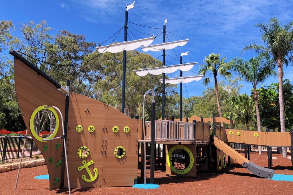 Family friendly fun things to do in Lake Mac | Lake Mac Family Life