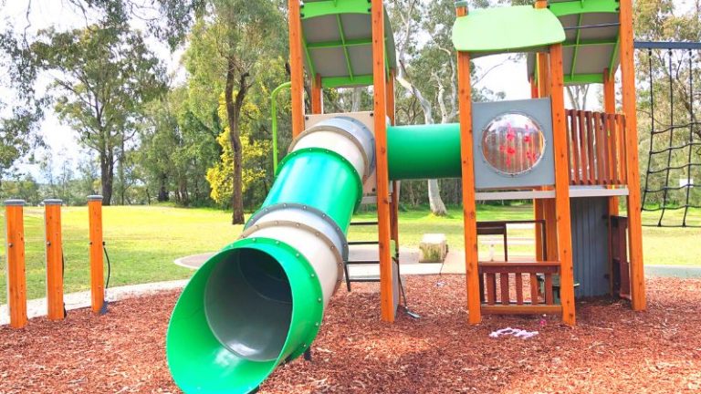 Beautiful and spacious Blackalls Park Playground - Lake Mac Family Life